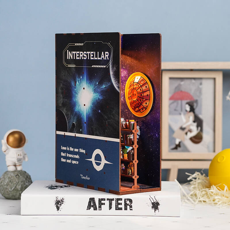 Tonecheer Składany Drewniany Model 3D LED - Book Nook Interstellar ...